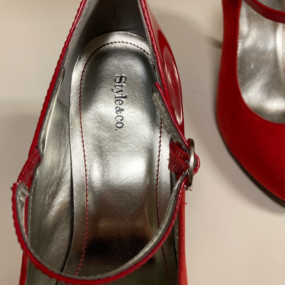 Candy Apple Red Mary Jane Pumps - Gem